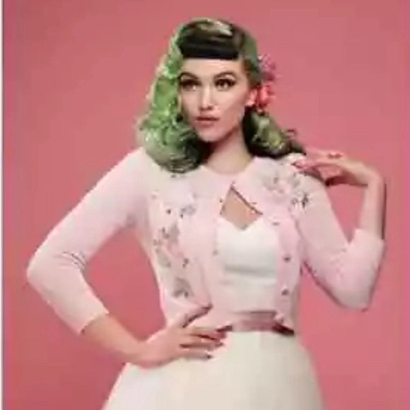 Collectif | Sweaters | Collectif Vintage London Abigail English Garden ...